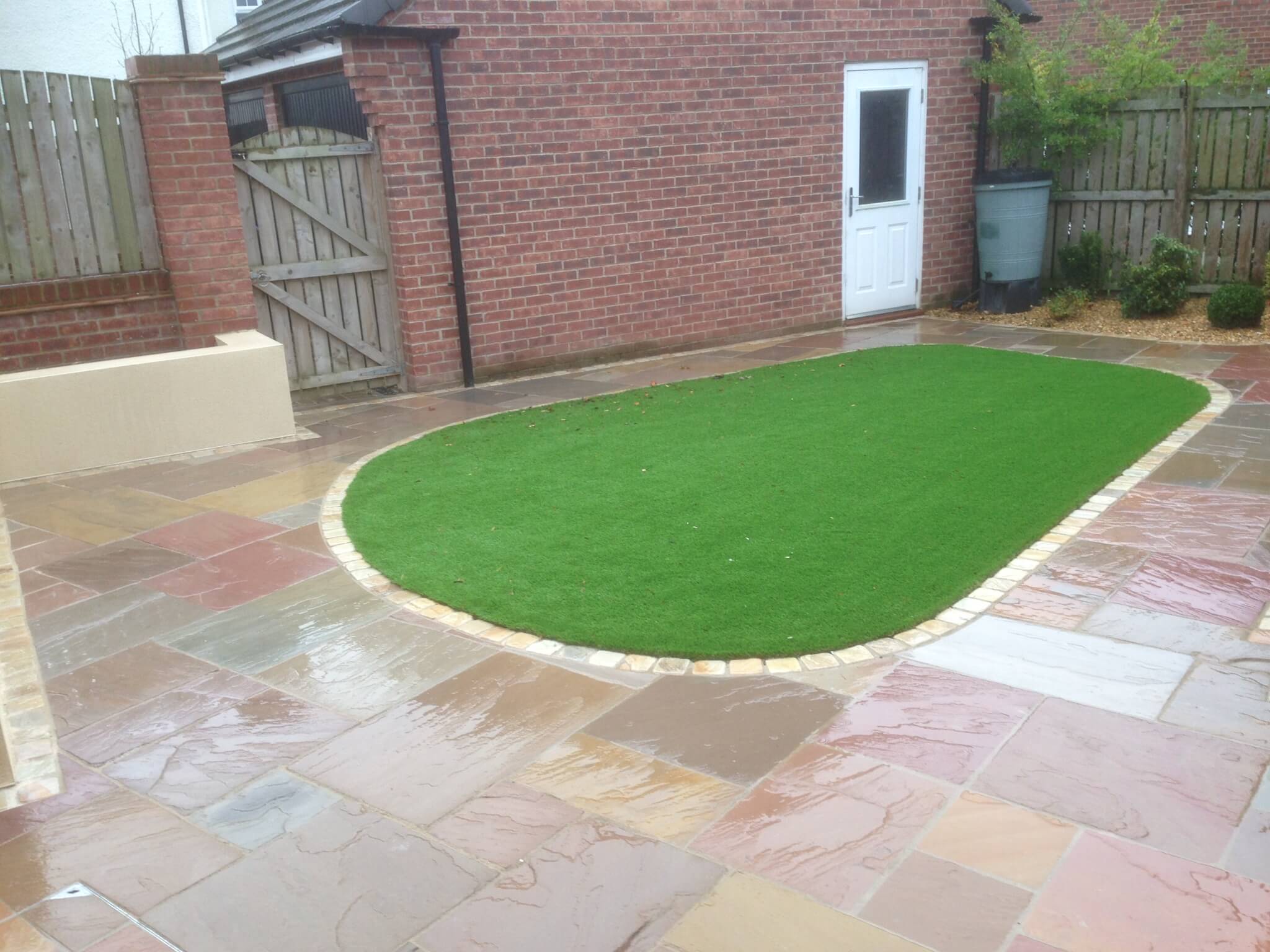 Artificial Lawn Spennymoor Patio Paving Marshalls artificial-lawn-spennymoor-patio-paving-marshalls